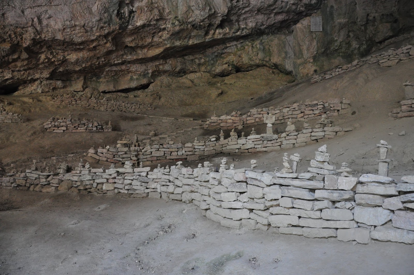Little Sloth: Temple of Valadier & Urbino, Italy