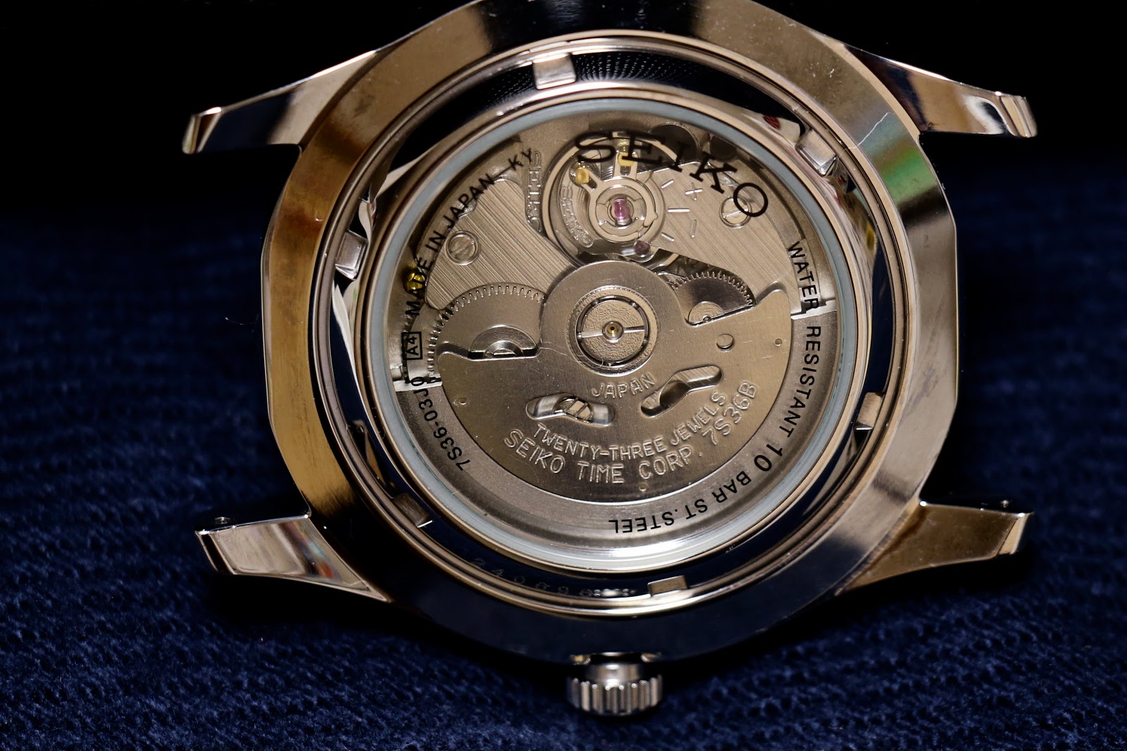 機械式ミリタリーウォッチ【セイコー5 SNZG13J1】レビュー|ウォール外