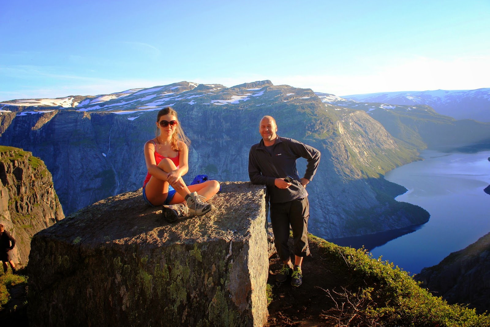 Język Trolla Norwegia Trolltunga - Wolnym Krokiem - Podróże W Rytmie ...