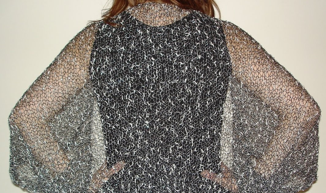 Caro Bona Tejidos: Chall con mangas Boutone con lurex negro y plata