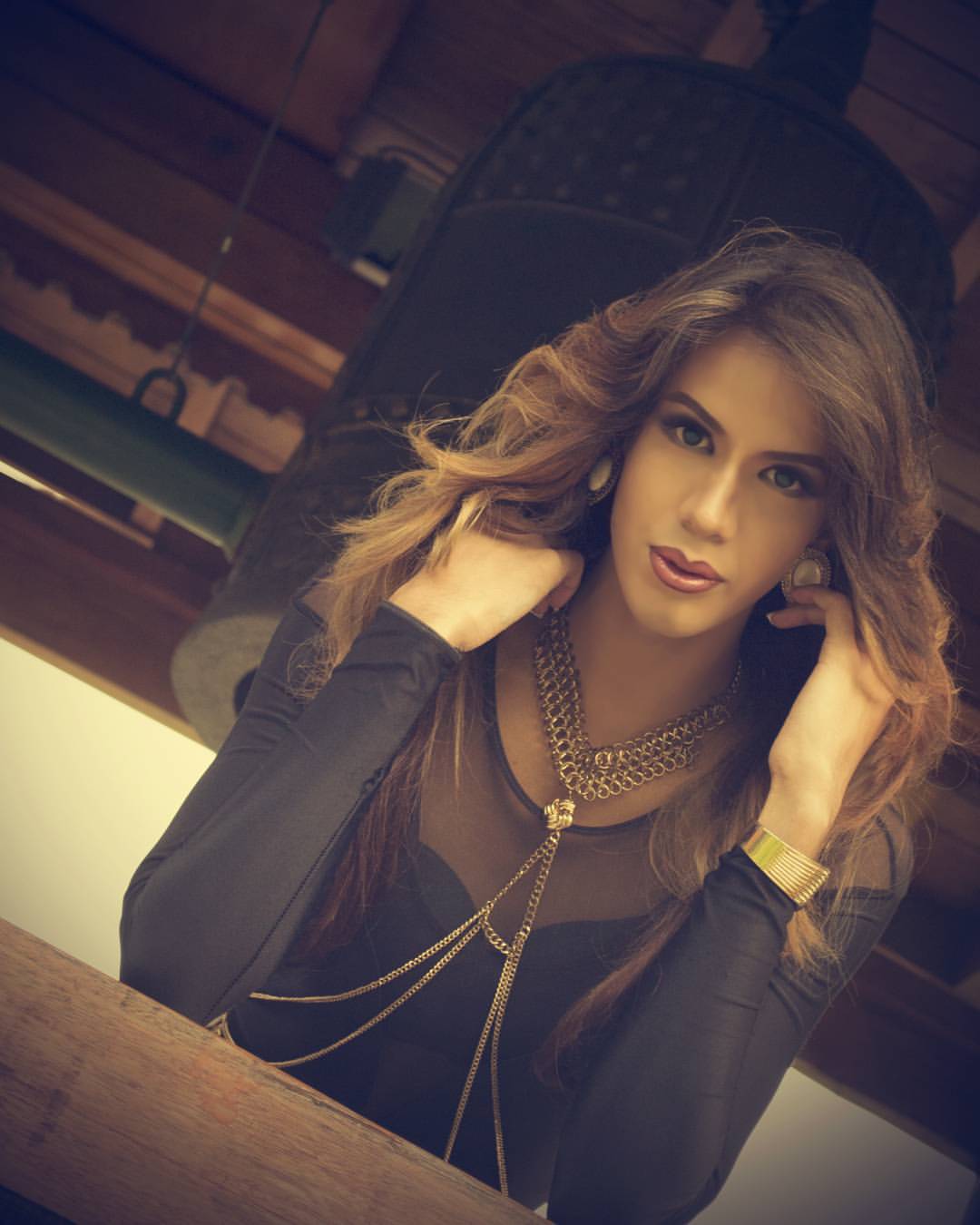 Crossdressing Androgynous Male Model : Alysh’Strada - Story Of ...