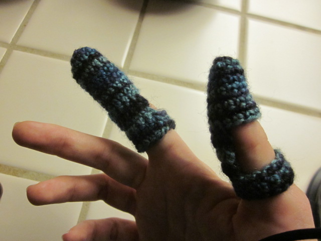 Forgotten Fox: Tea Finger Mitts Crochet Pattern