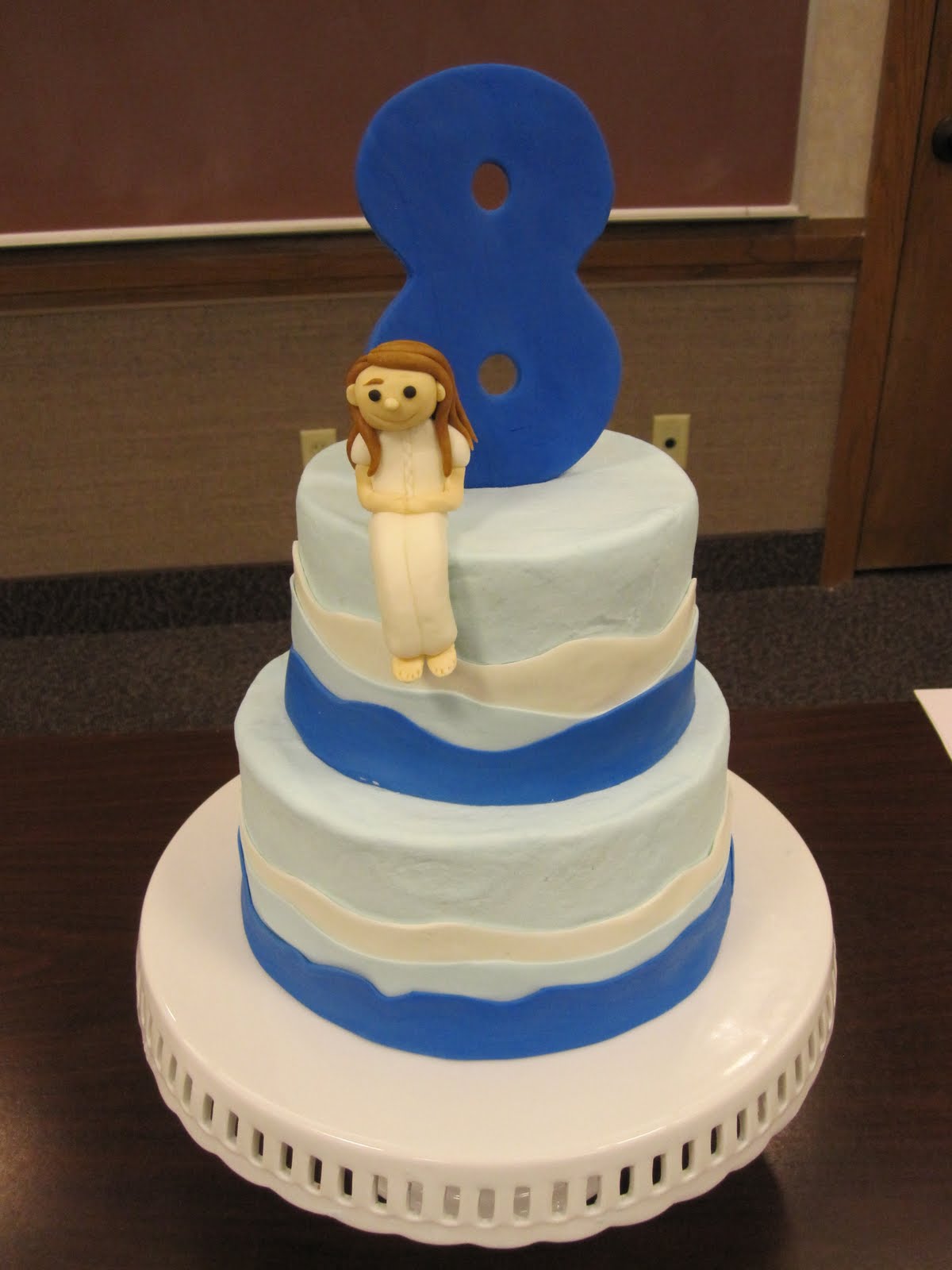 Ms. Cakes: Great To Be 8 Cake