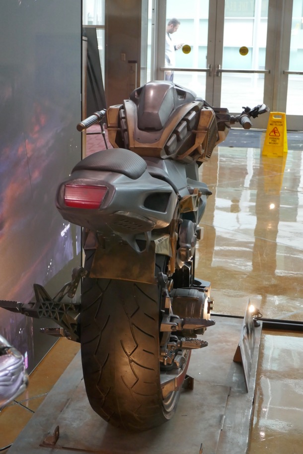 Hollywood Movie Costumes and Props: Alita: Battle Angel movie costume ...