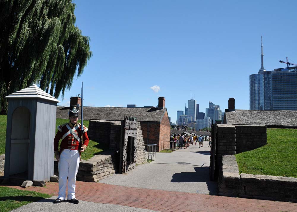 Toronto Grand Prix Tourist - A Toronto Blog: Simcoe Day at Old Fort ...