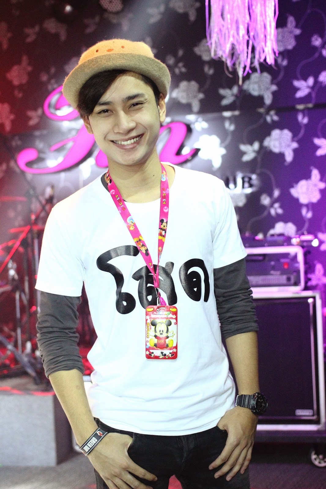 บาร์ผู้ชาย,บาร์โฮส,บาร์โฮส สุขุมวิท,บาร์โฮส รัชดา