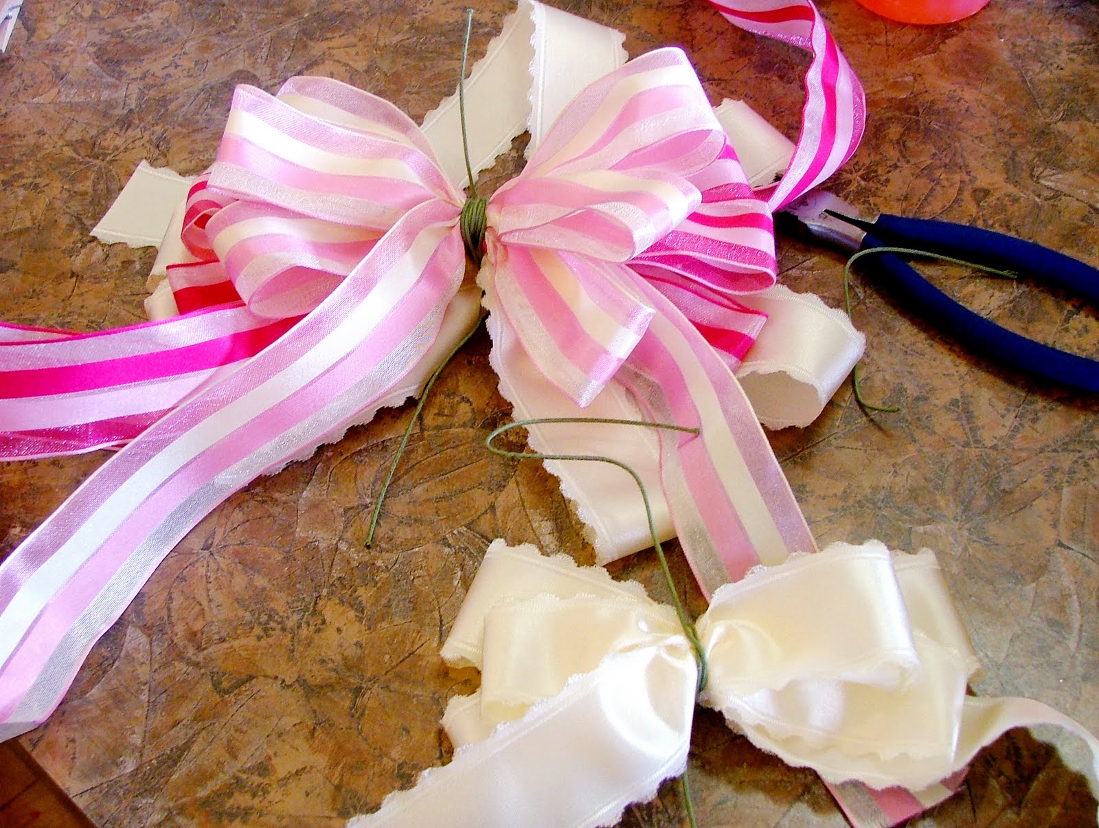 Andrea's Bow Cottage: Ribbon Roses