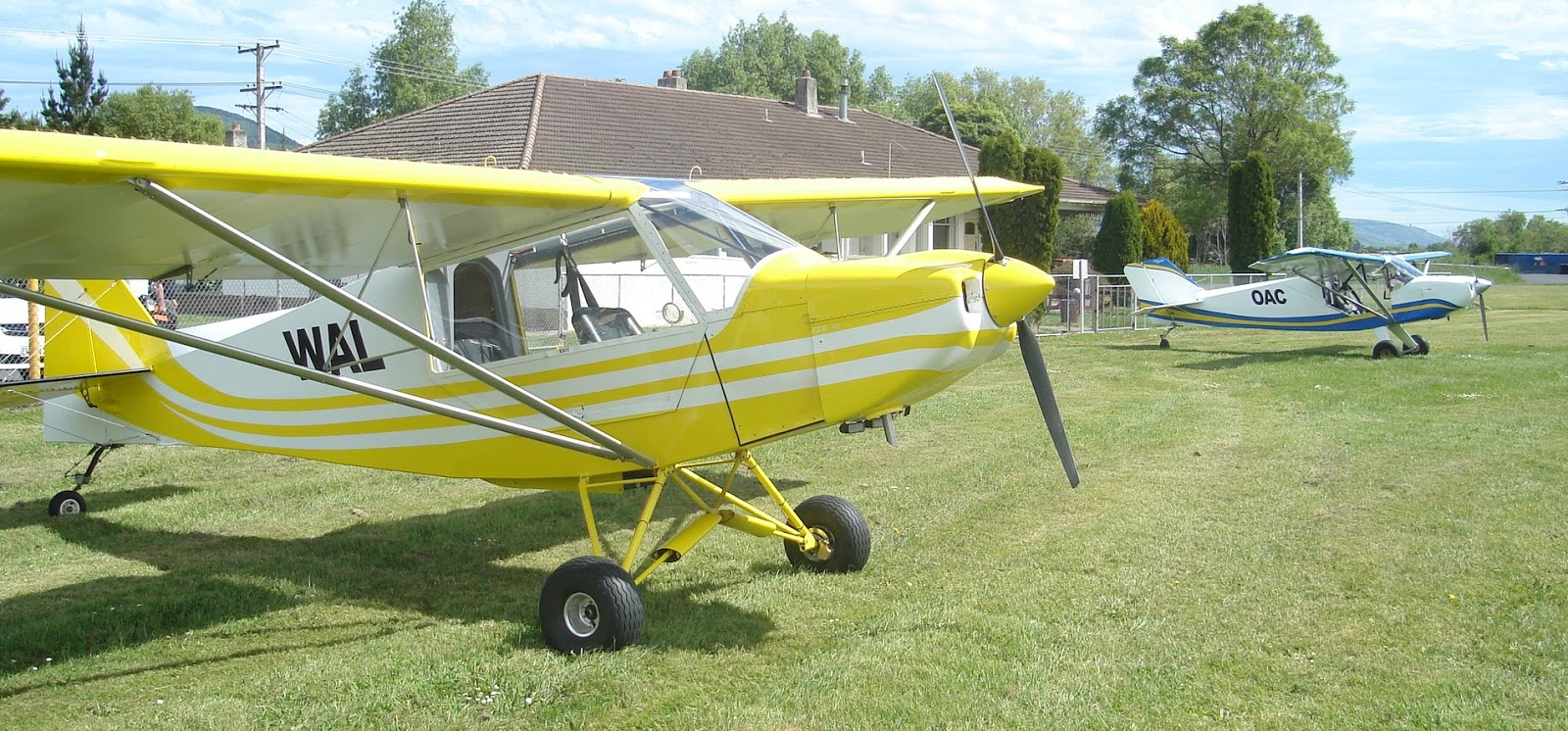 NZ Civil Aircraft: Cromwell Racecourse BBQ