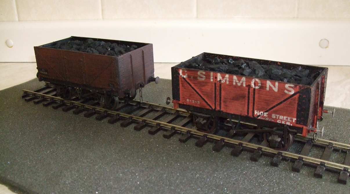 GEOFF TYLER - RAILWAY MODELLER: BOX OF 6 O GAUGE COAL WAGONS [SOLD]