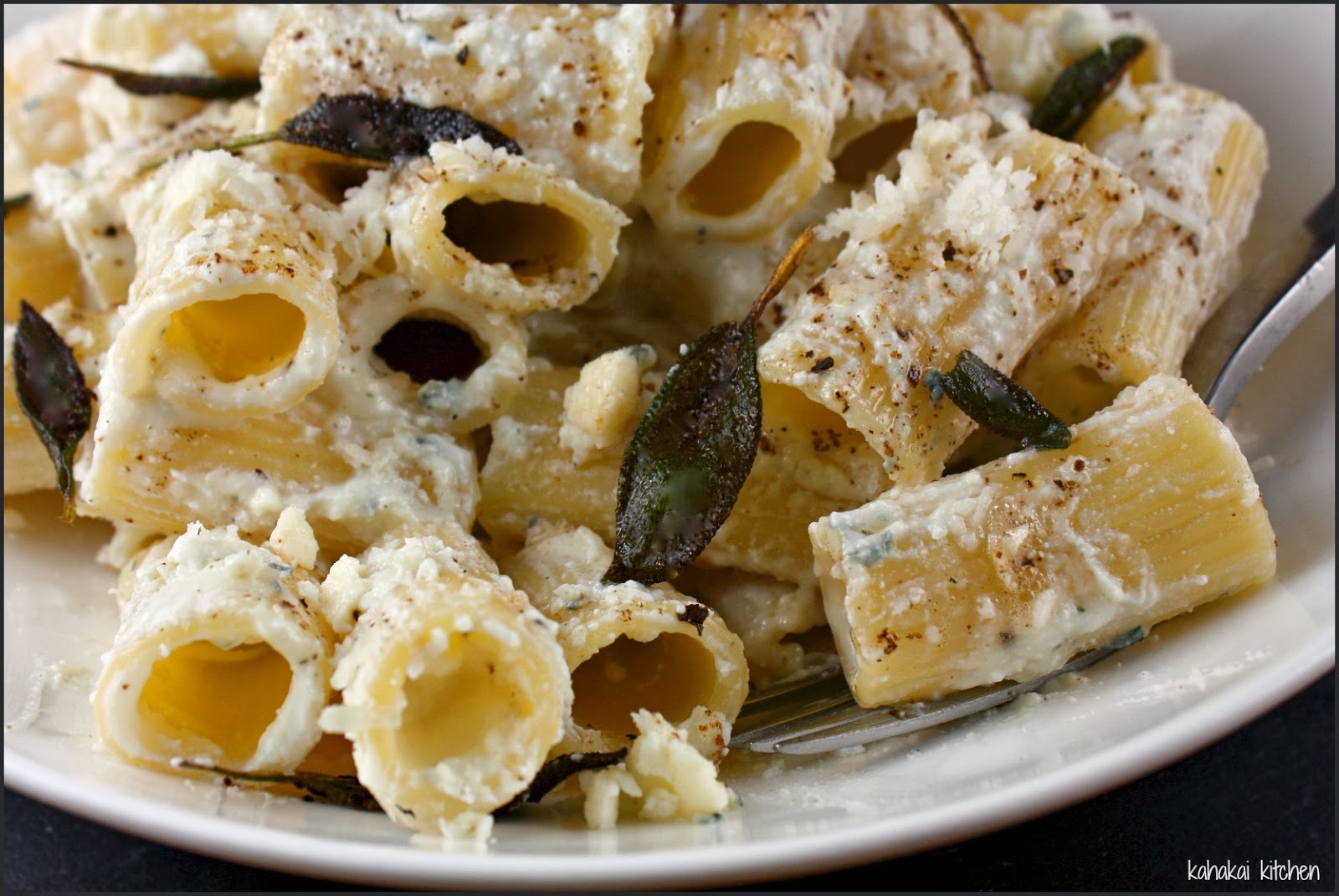 Kahakai Kitchen: Donna Hay's Simple Three-Cheese (& Sage) Pasta