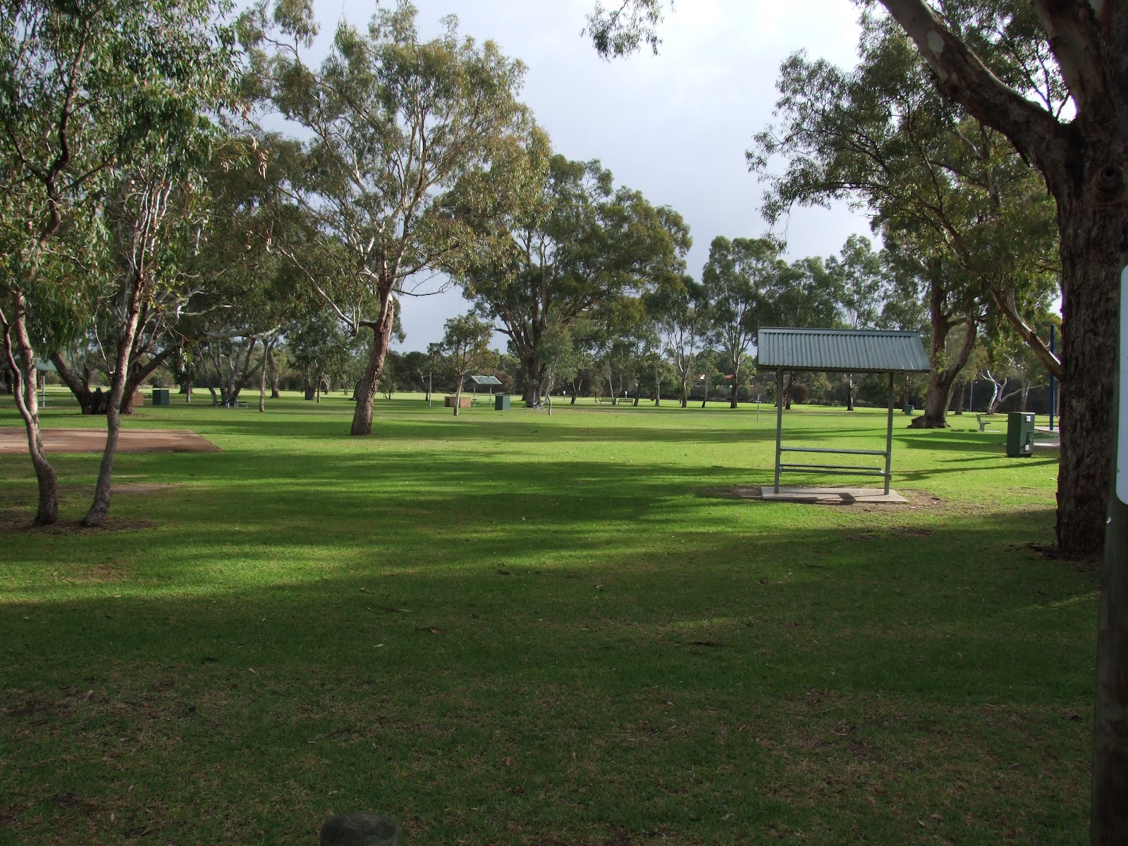 Sandy's Aussie Photoblog: Garvey Park in Belmont, Perth Western Australia
