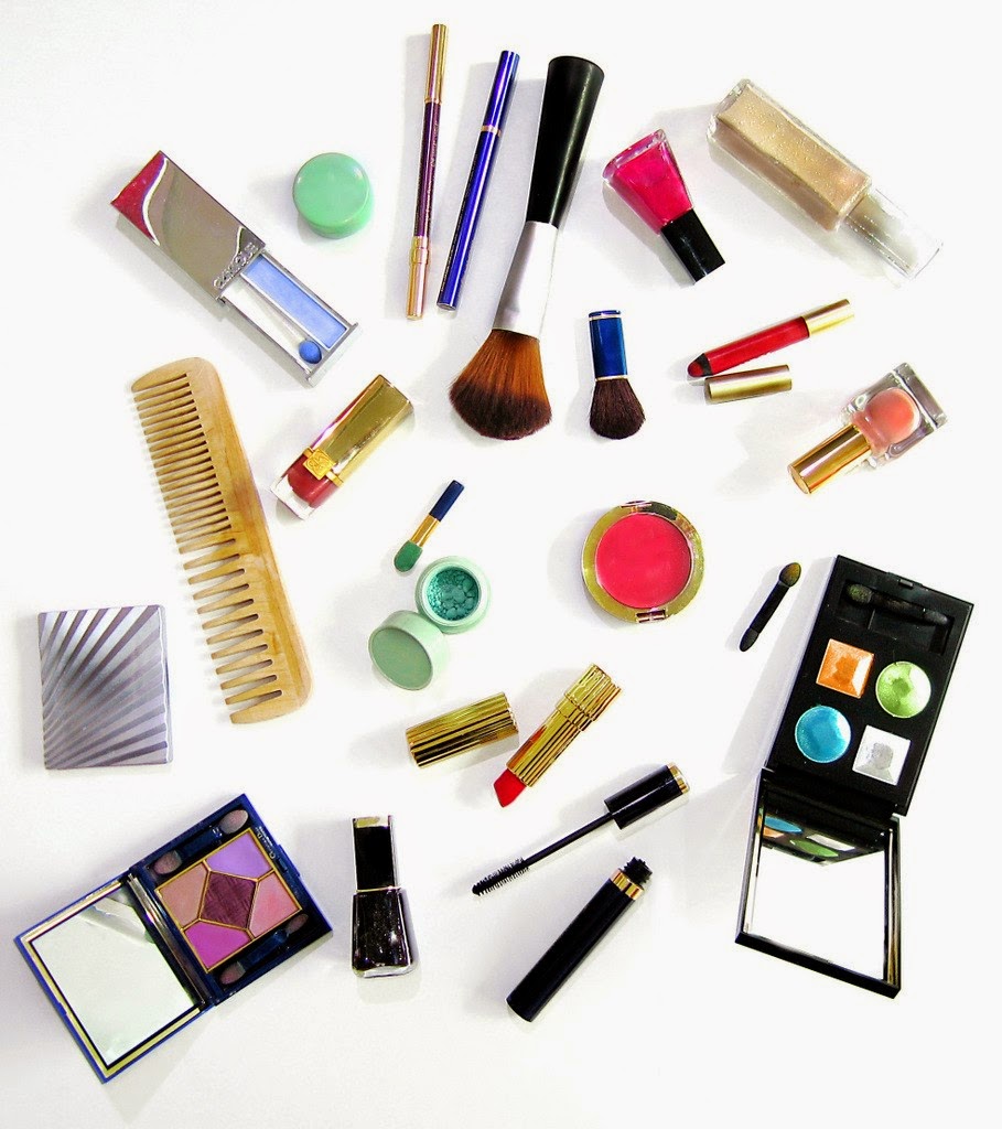 MAQUILLAJE PROFESIONAL: HERRAMIENTAS DE MAQUILLAJE