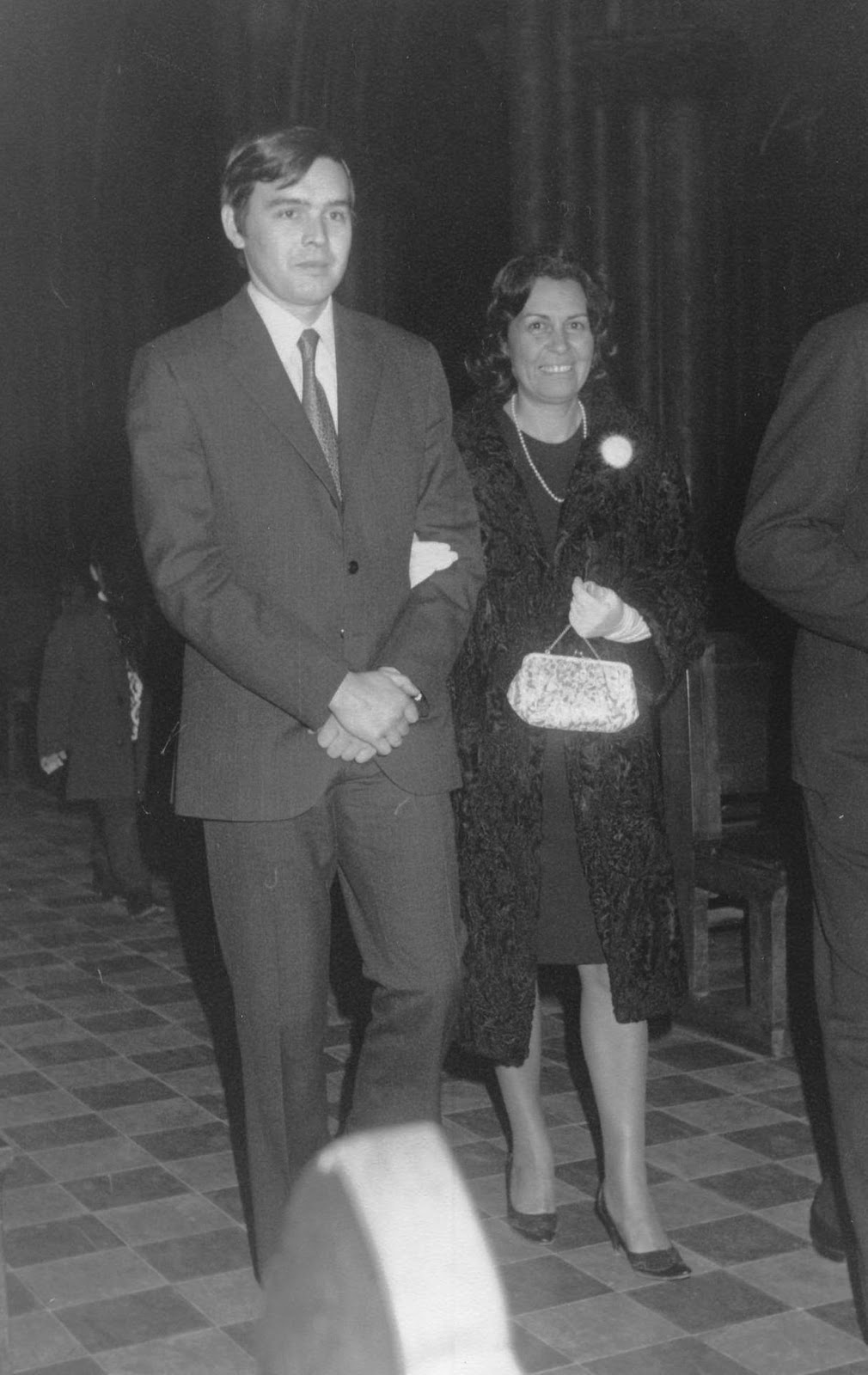 Mi Biografía.........En Busca de Mi Identidad: CAPITULO 68 JAMES