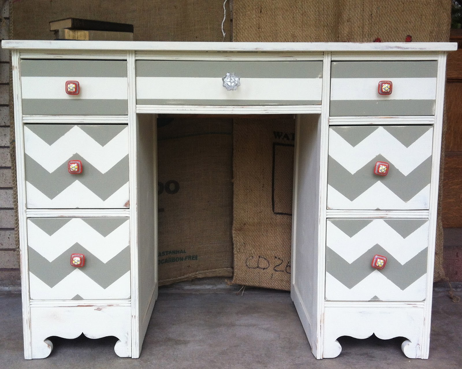 SimplyCozyRestoration: Shabby Chevron Desk