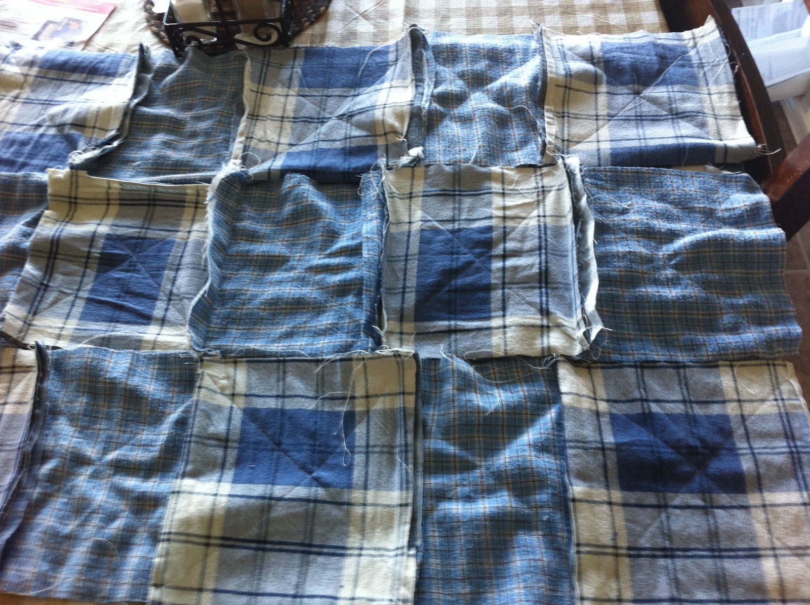 Courtenays Country Quilts and More :): Upcycled Rag Quilt