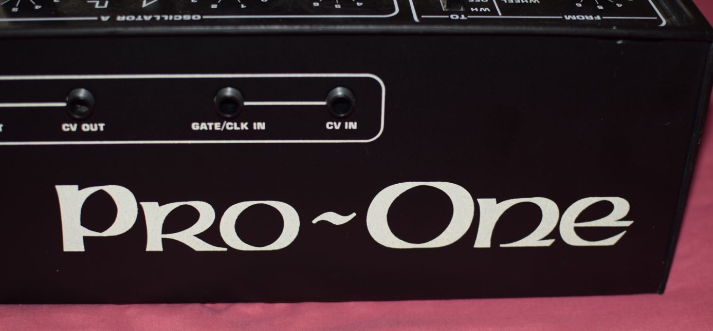 MATRIXSYNTH: Sequential Circuits Pro-One Analogue Synthesizer SN 9321