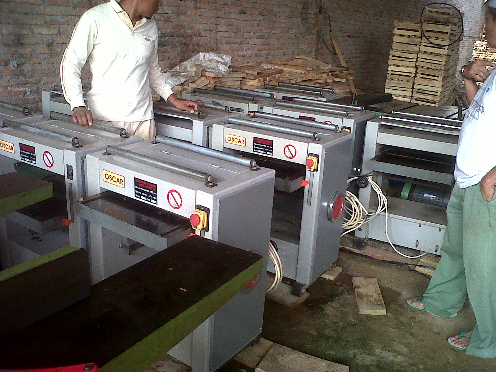 ANEKA MESIN KAYU: Mesin Planner