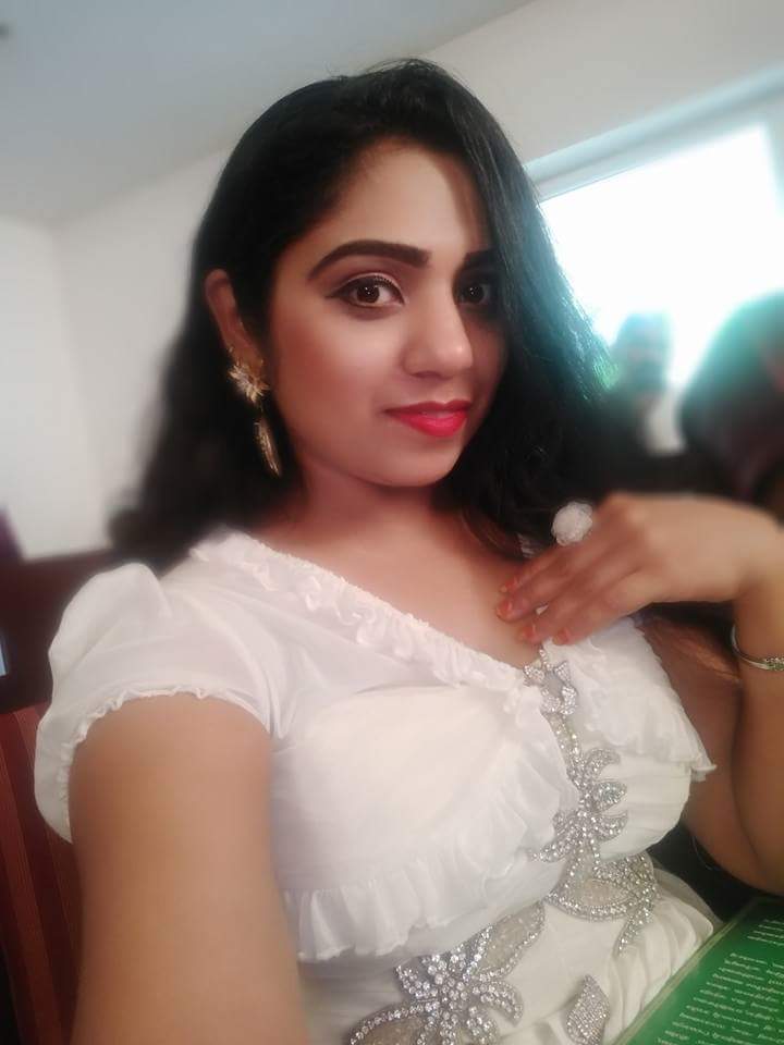 The Fresh Malayali: 'Oru Adaar Love' Actress Jipsa Beegum - Actress ...