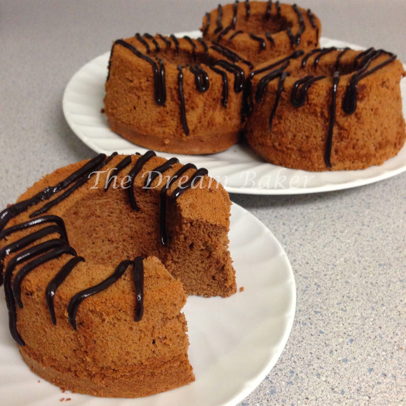 The Dream Baker...: Mini Chocolate Chiffon Cakes