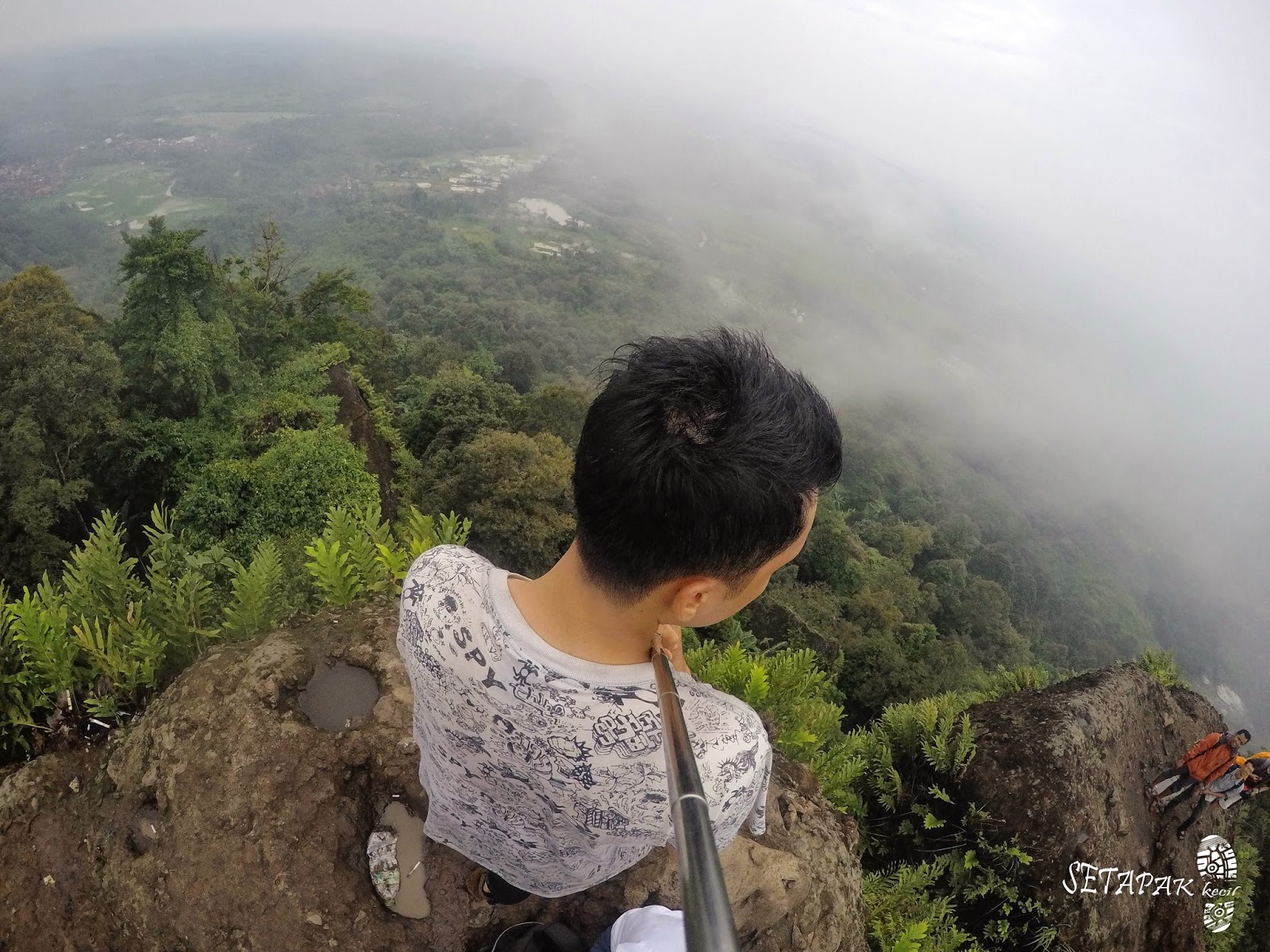 SETAPAK KECIL: Gunung Munara - One Day One Hiking
