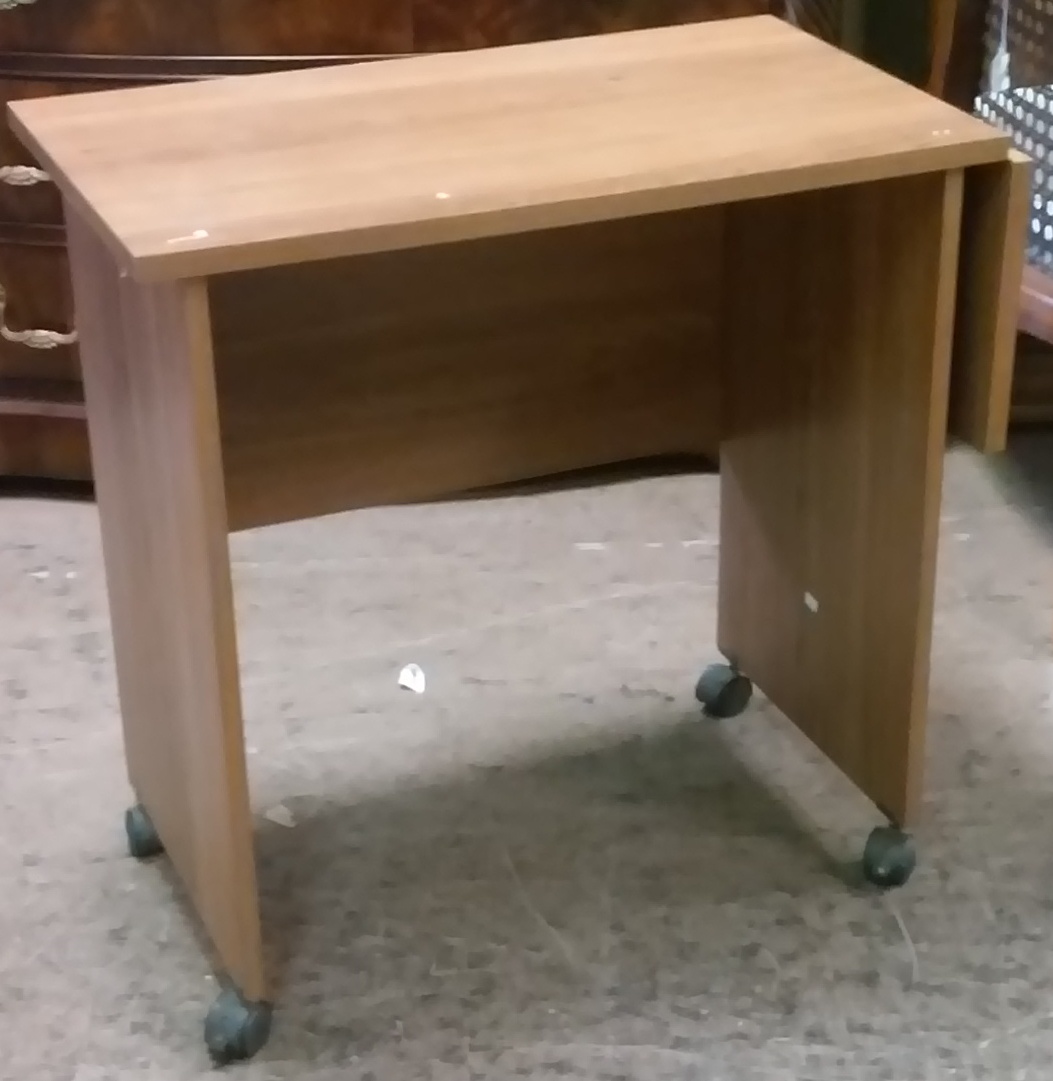 UHURU FURNITURE & COLLECTIBLES: SOLD **REDUCED** Walnut Effect Typing ...