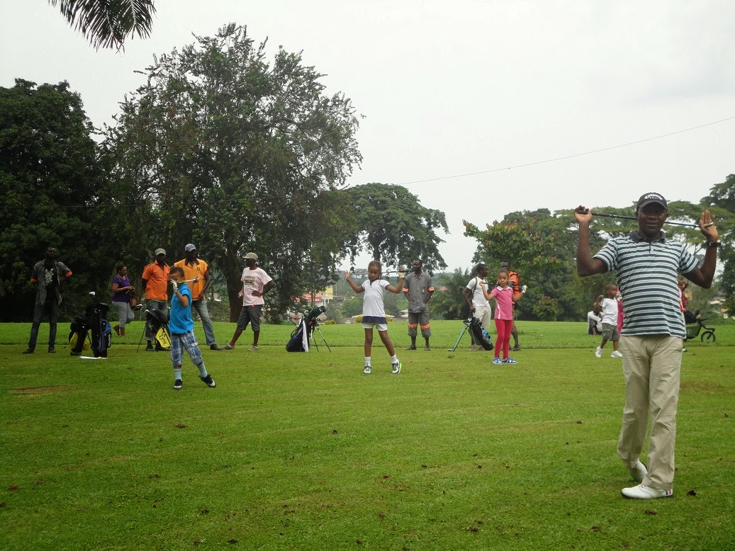 ECOLE DE GOLF - GOLF CLUB DE YAOUNDE, CAMEROUN: Déroulement de la ...