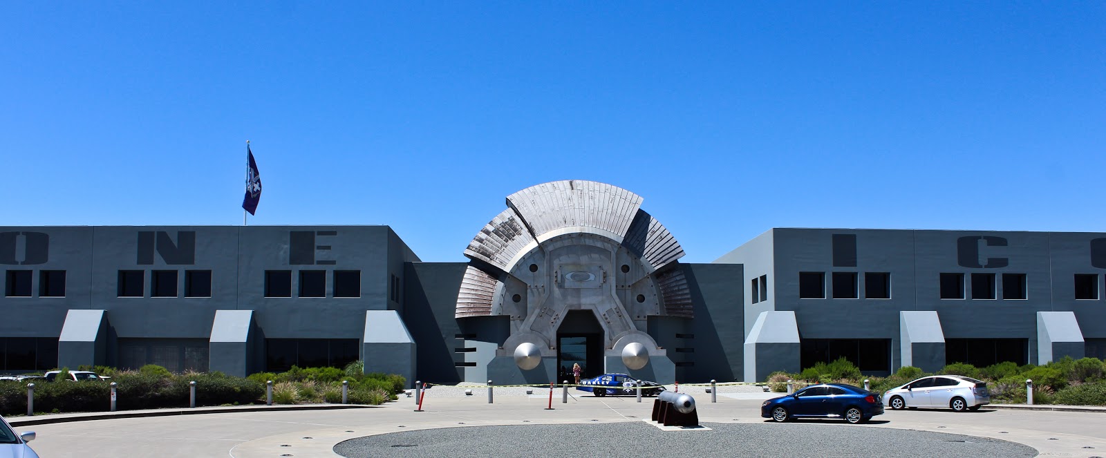 Sam Betten - Professional Triathlete: Oakley HQ Tour