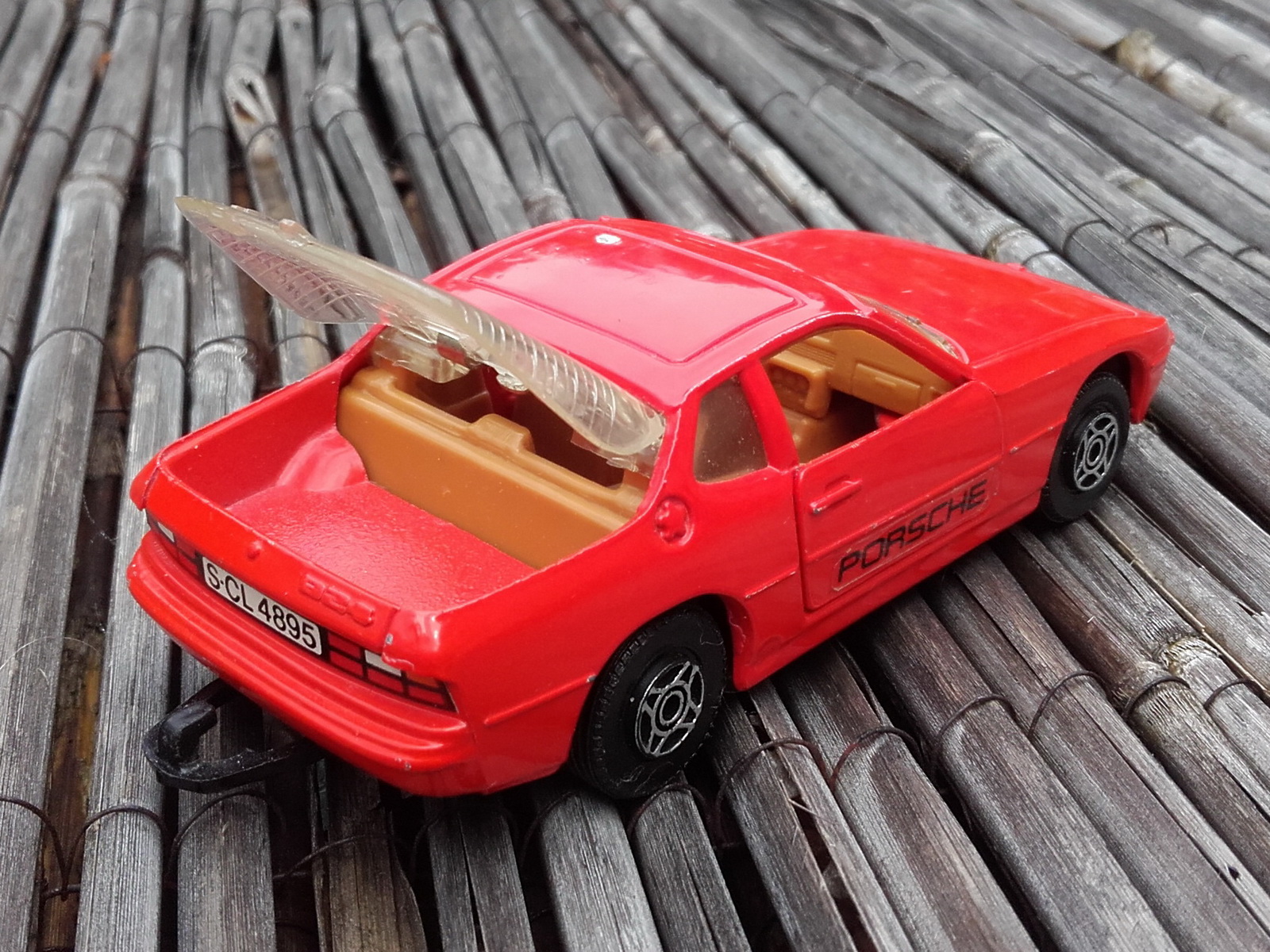 Matchbox Memories: Matchboxon kívüliek: Corgi Porsche 924