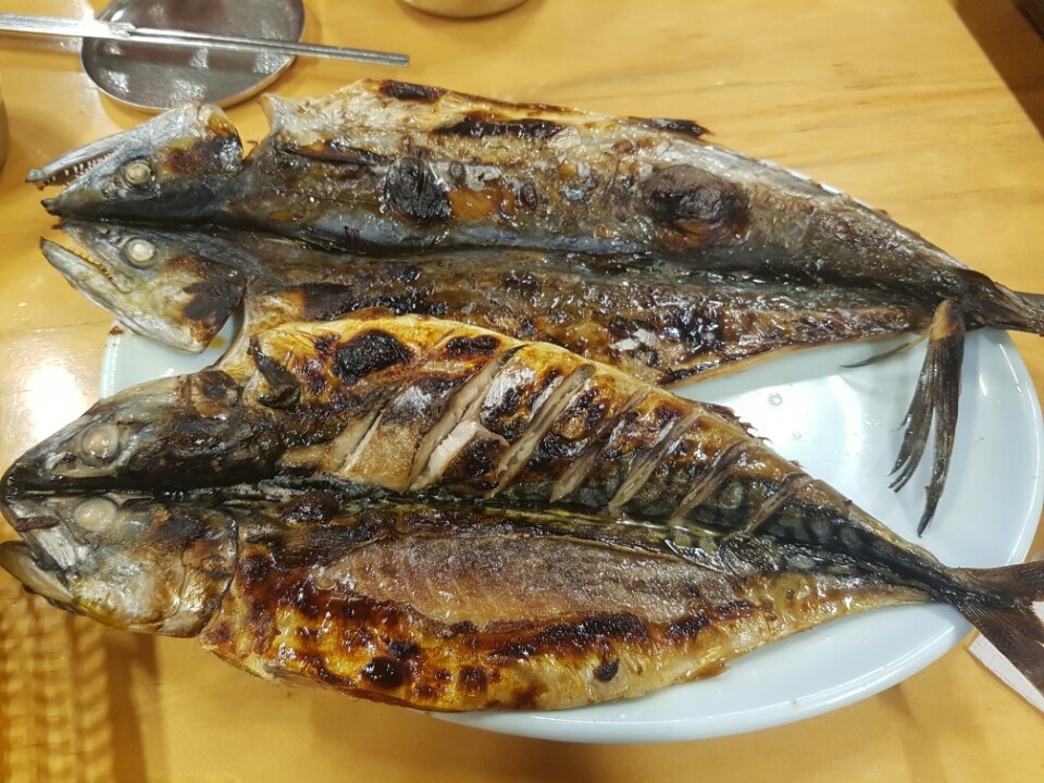 Restaurants in Korea: Gosami - Fried Fish in Sinchon