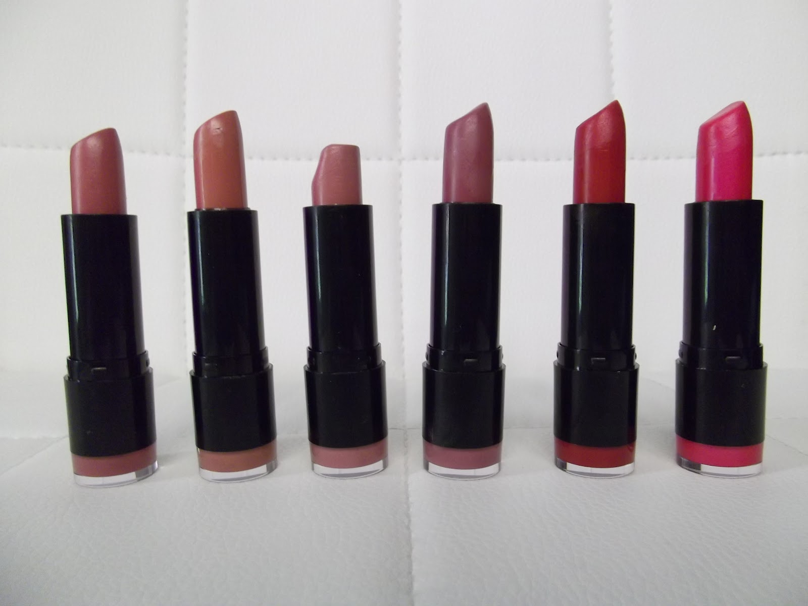 Pin Up 77 Makeup: Mi Colección de Labiales NYX