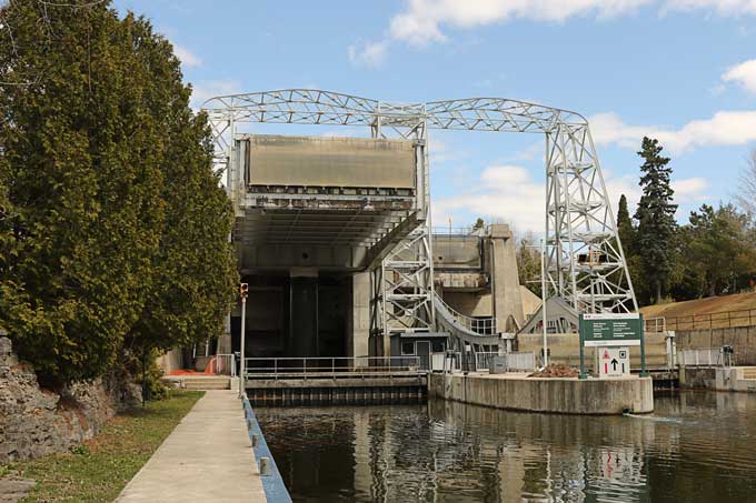 East Gwillimbury CameraGirl: Kirkfield Lock