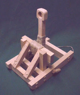 Differences of Catapult vs. Trebuchet | Play Catapult