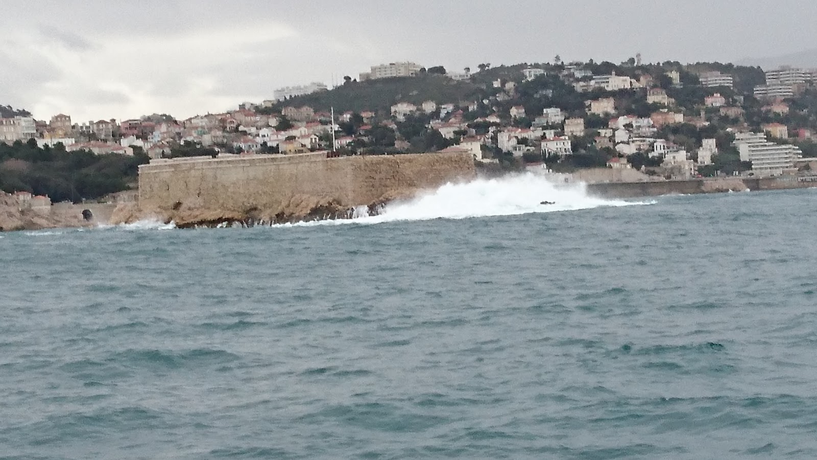 Au gré du vent: Balade dans la rade de Marseille (voyage méditerranée)