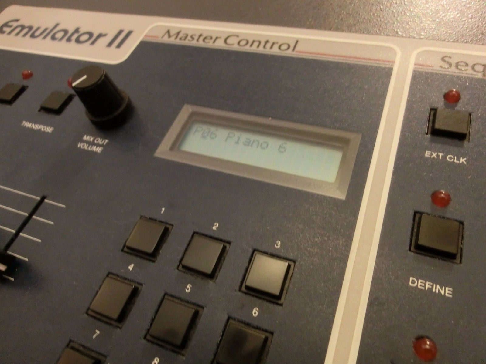 MATRIXSYNTH: E-mu Emulator II EII Vintage Sampler / Sequencer Keyboard ...