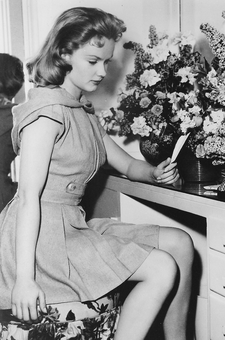 A Collection of 60 Beautiful Vintage Photos of Anne Francis in the ...