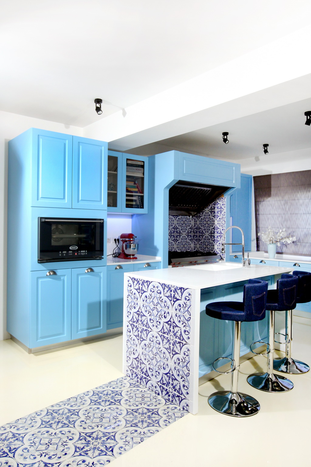 Modele mobila de bucatarie, bucatarii la comanda