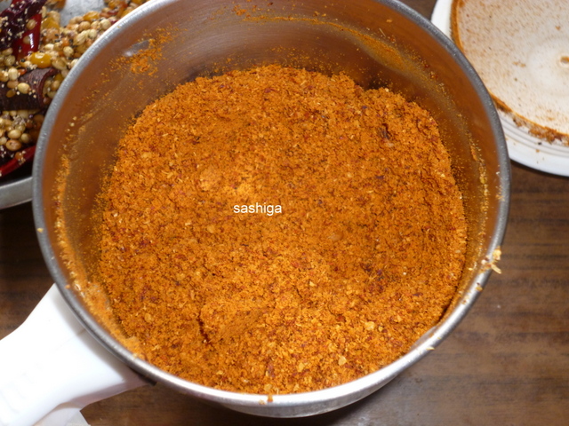 Sashiga Kitchen: பிஸிபேளாபாத் மசாலா பொடி / Bisi Bele Bath Masala Powder ...