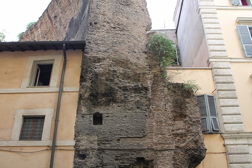ROME: The history of stitching : DAY 8: Baths of Agrippa