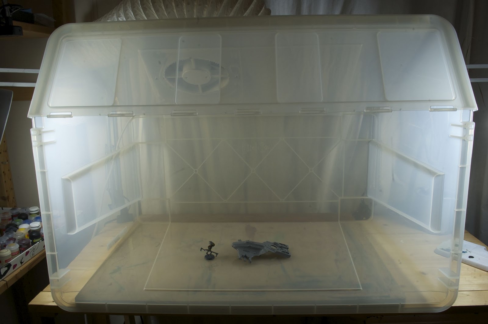 the unrealistic artist: My DIY spray booth