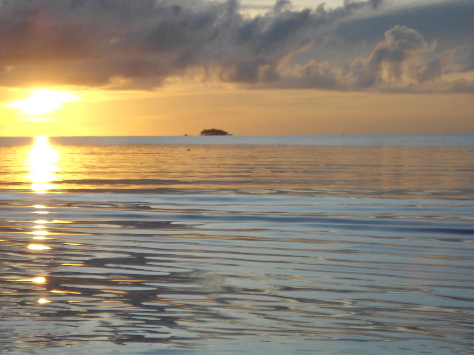 " 101 drifting ideas ": On my Way to Languyan, Tawi-Tawi