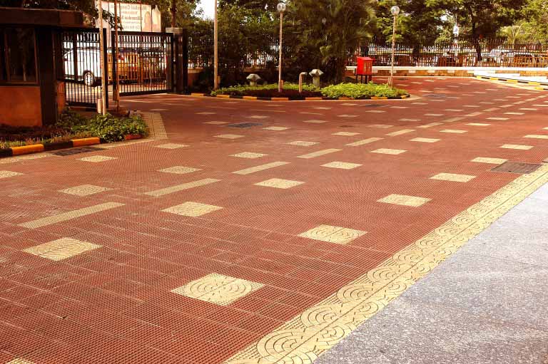 Design Rumah Idaman: Warna-warni Penataan Paving Block