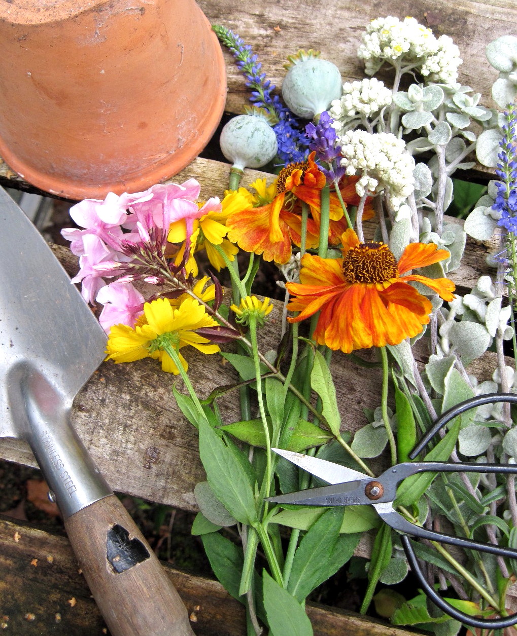 Flutterby Patch: July 2011