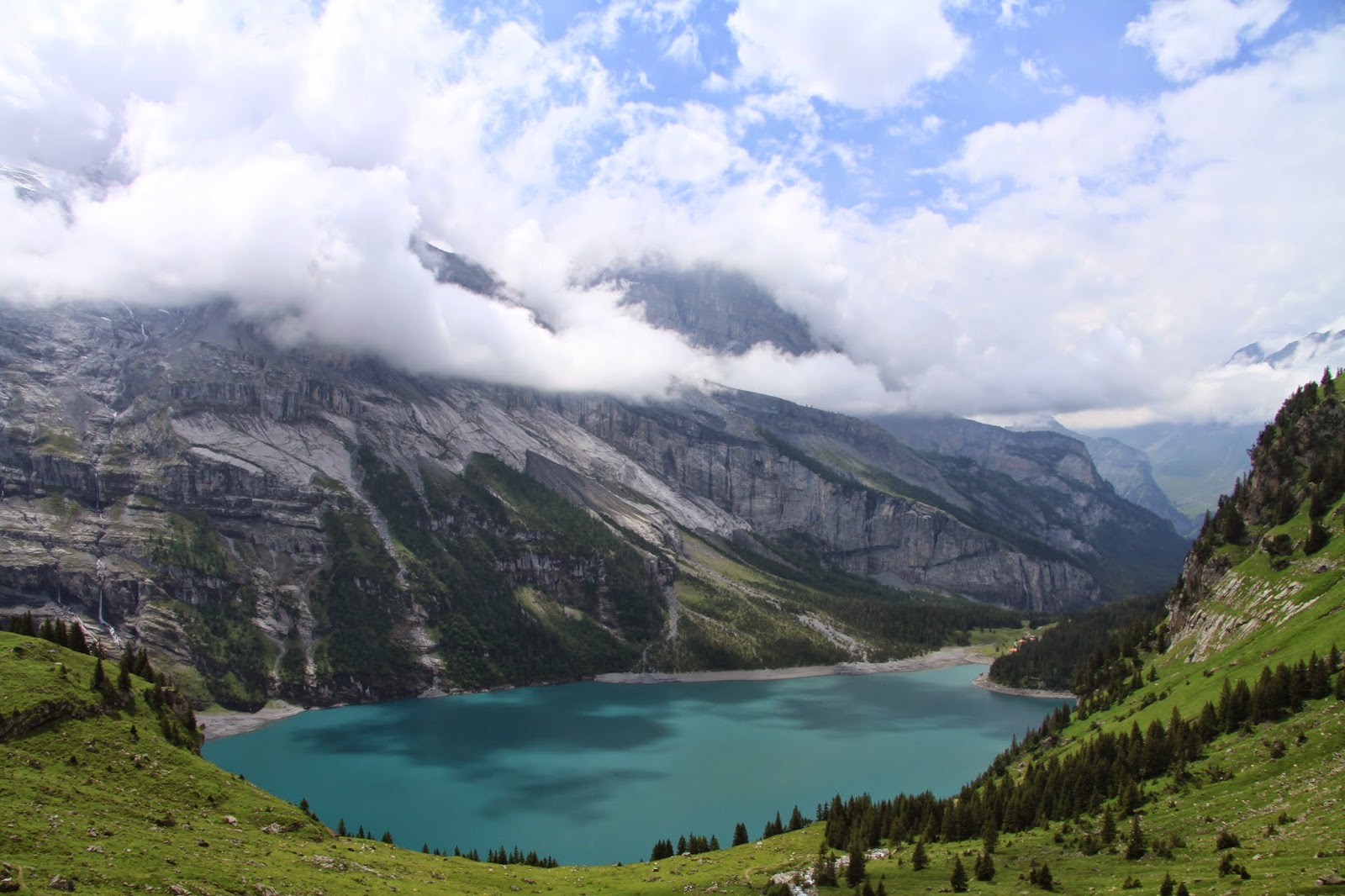 Beautiful Lakes Around The World Wallpaper