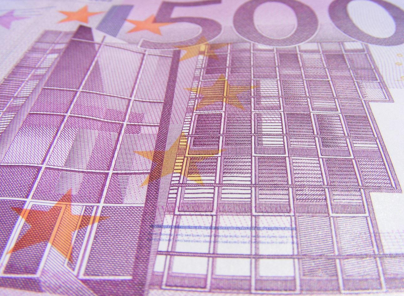 Ilmaisia kuvituskuvia: Euro raha