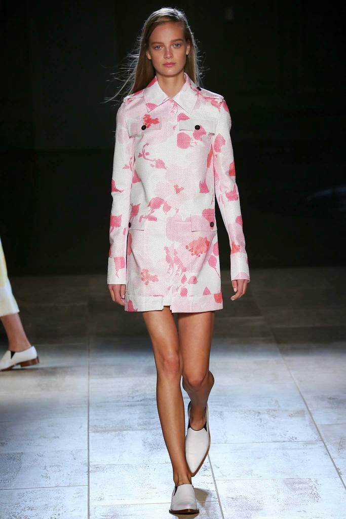 Nicola Loves. . . : The Collections: Victoria Beckham Spring 2015