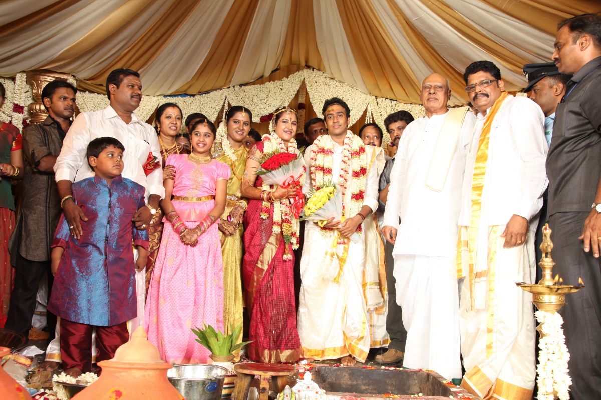 Director K.S. Ravi Kumar Daughter Wedding Stills ~ Ungal Cinema