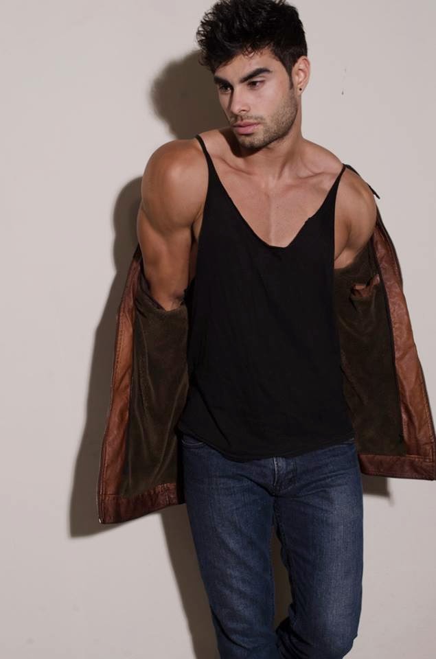 Man Central: Alexis Jesus: In Casual Wear