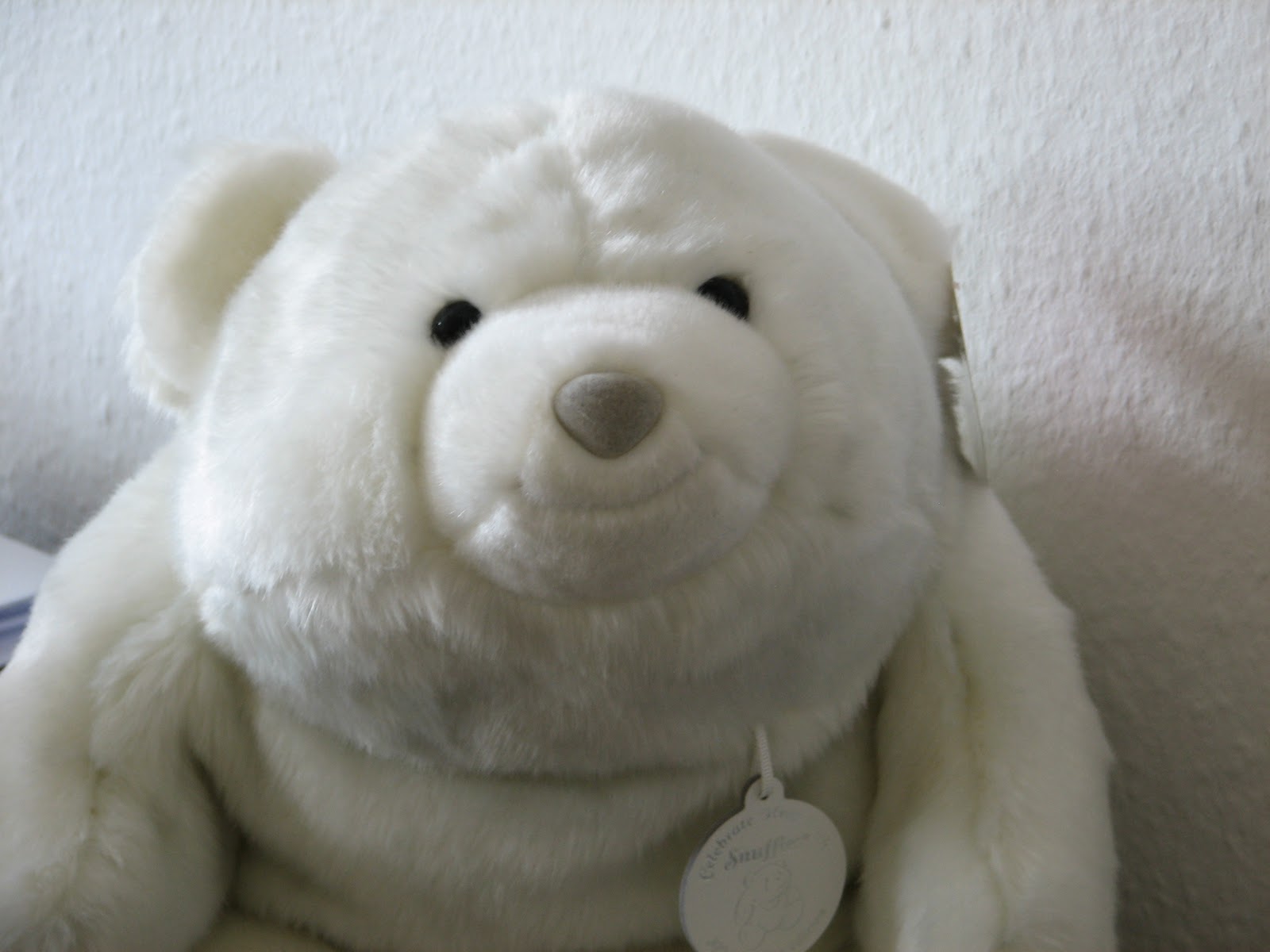 Snuffles Bear by Gund Collector's Blog: 30th anniversary snuffles in white