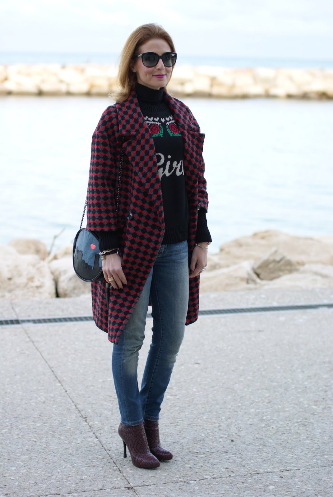 Fantasy print coat | Fashion and Cookies - fashion and beauty blog