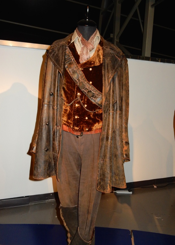 Hollywood Movie Costumes and Props: Signature Doctor costumes from ...